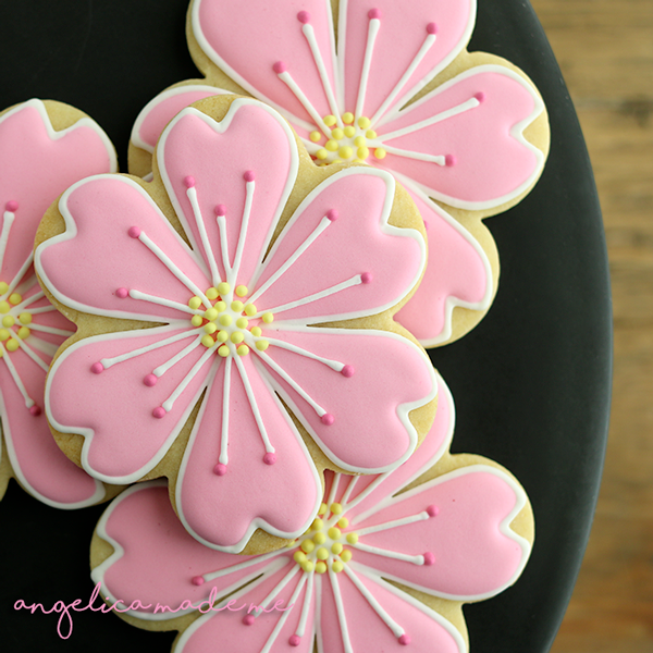 Custom Decorated Flower Cookies - AngelicaMadeMe